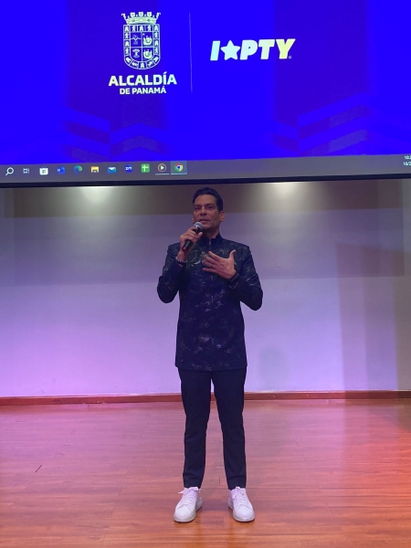 Conferencia “El arte de escuchar(te)” con Ismael Cala – Gran Morrison